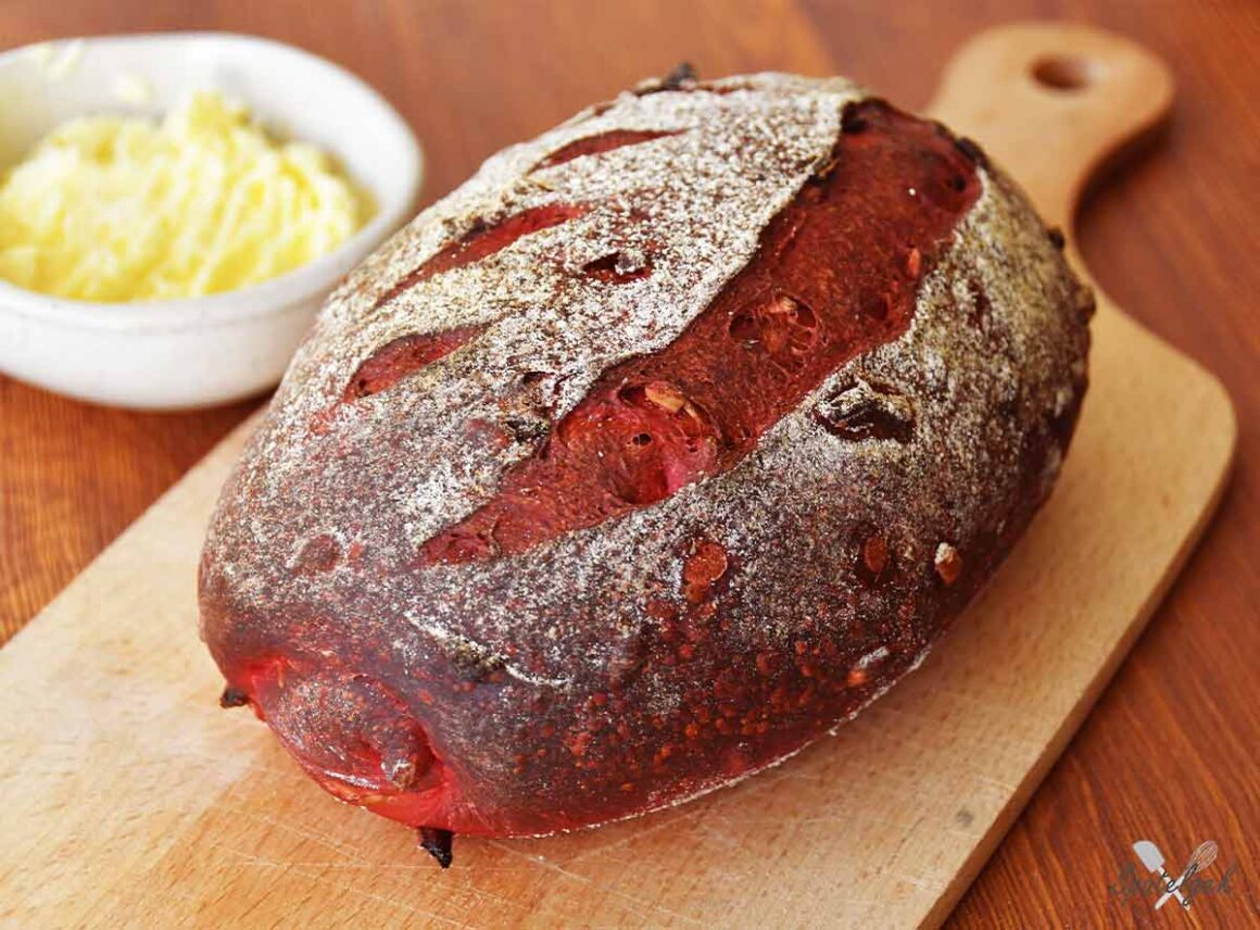 Brood met rode biet – Spatelgek
